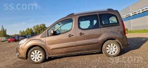 Pelēks Peugeot Partner 2012 Daugavpils, ar dzinēja tilpumu 1.60 L un nobraukumu 322 tūkst. km par 3950 €, foto 3 vietnē AUTOMOTO.COM.LV