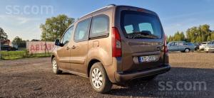 Pelēks Peugeot Partner 2012 Daugavpils, ar dzinēja tilpumu 1.60 L un nobraukumu 322 tūkst. km par 3950 €, foto 4 vietnē AUTOMOTO.COM.LV