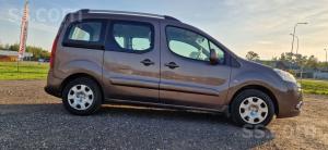 Pelēks Peugeot Partner 2012 Daugavpils, ar dzinēja tilpumu 1.60 L un nobraukumu 322 tūkst. km par 3950 €, foto 7 vietnē AUTOMOTO.COM.LV