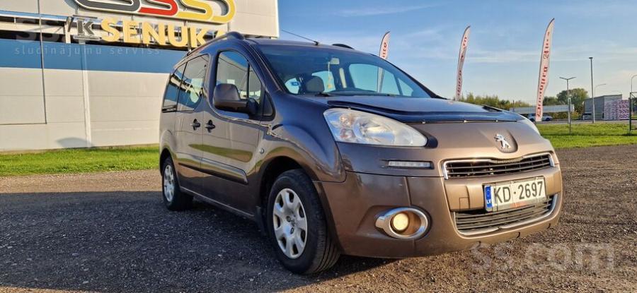 Pelēks Peugeot Partner 2012 Daugavpils, ar dzinēja tilpumu 1.60 L un nobraukumu 322 tūkst. km par 3950 €, foto 8 vietnē AUTOMOTO.COM.LV