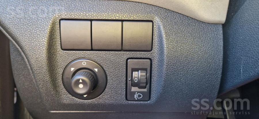 Pelēks Peugeot Partner 2012 Daugavpils, ar dzinēja tilpumu 1.60 L un nobraukumu 322 tūkst. km par 3950 €, foto 18 vietnē AUTOMOTO.COM.LV