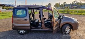 Pelēks Peugeot Partner 2012 Daugavpils, ar dzinēja tilpumu 1.60 L un nobraukumu 322 tūkst. km par 3950 €, foto 32 vietnē AUTOMOTO.COM.LV