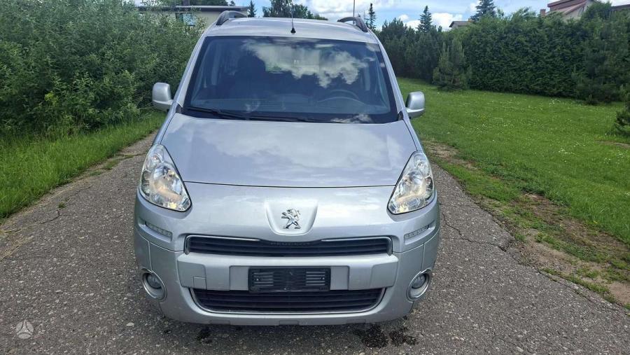 Pelēks Peugeot Partner 2012 Kauņa, ar dzinēja tilpumu 1.56 L un nobraukumu 190 tūkst. km par 5250 €, foto 5 vietnē AUTOMOTO.COM.LV