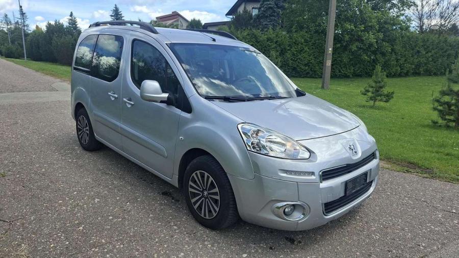 Pelēks Peugeot Partner 2012 Kauņa, ar dzinēja tilpumu 1.56 L un nobraukumu 190 tūkst. km par 5250 €, foto 6 vietnē AUTOMOTO.COM.LV