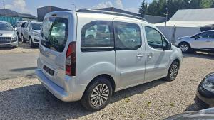 Pelēks Peugeot Partner 2012 Kauņa, ar dzinēja tilpumu 1.56 L un nobraukumu 190 tūkst. km par 5200 €, foto 9 vietnē AUTOMOTO.COM.LV