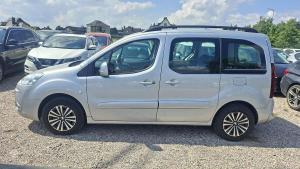 Pelēks Peugeot Partner 2012 Kauņa, ar dzinēja tilpumu 1.56 L un nobraukumu 190 tūkst. km par 5200 €, foto 12 vietnē AUTOMOTO.COM.LV