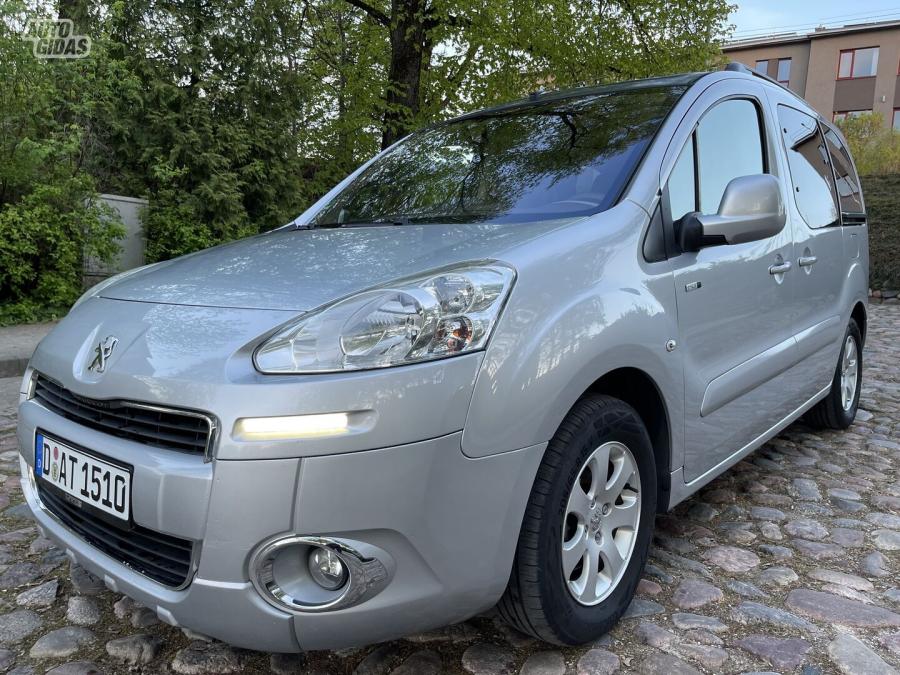 Pelēks Peugeot Partner 2013 Utena, ar dzinēja tilpumu 1.60 L un nobraukumu 249 tūkst. km par 6750 €, foto 5 vietnē AUTOMOTO.COM.LV