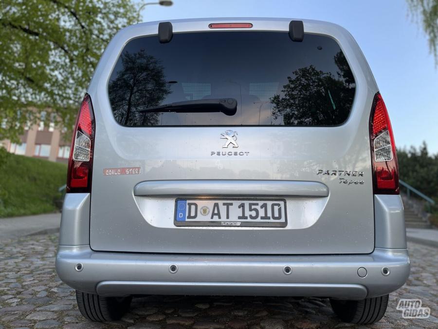 Pelēks Peugeot Partner 2013 Utena, ar dzinēja tilpumu 1.60 L un nobraukumu 249 tūkst. km par 6750 €, foto 13 vietnē AUTOMOTO.COM.LV