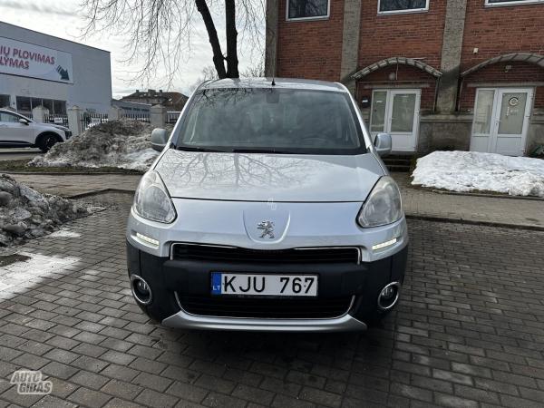 Grey Peugeot Partner 2014 in Klaipeda, with an engine capacity of 1.60 L and mileage of 272 thousand km for 4200 €, photo 2 on AUTOMOTO.COM.LV