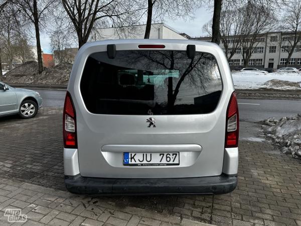 Grey Peugeot Partner 2014 in Klaipeda, with an engine capacity of 1.60 L and mileage of 272 thousand km for 4200 €, photo 5 on AUTOMOTO.COM.LV