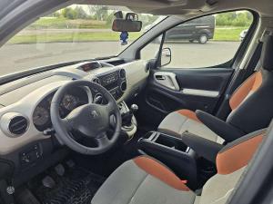 Pelēks Peugeot Partner 2015 Ukmergė, ar dzinēja tilpumu 1.56 L un nobraukumu 223 tūkst. km par 4700 €, foto 4 vietnē AUTOMOTO.COM.LV