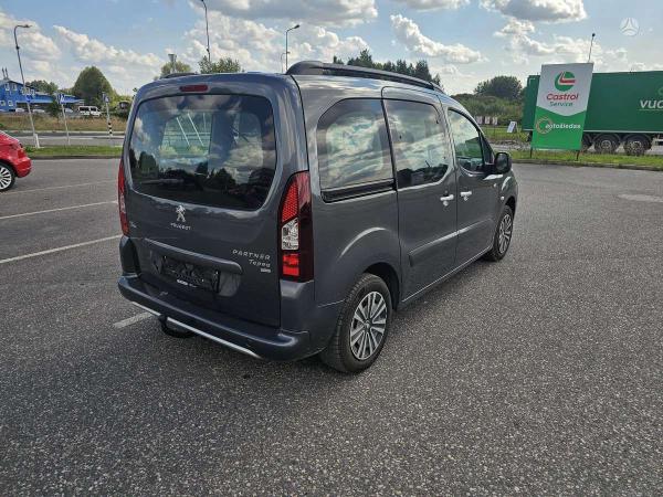 Pelēks Peugeot Partner 2015 Ukmergė, ar dzinēja tilpumu 1.56 L un nobraukumu 223 tūkst. km par 4700 €, foto 7 vietnē AUTOMOTO.COM.LV