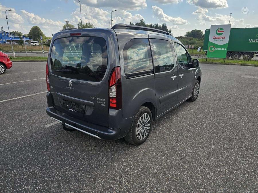 Pelēks Peugeot Partner 2015 Ukmergė, ar dzinēja tilpumu 1.56 L un nobraukumu 223 tūkst. km par 4700 €, foto 8 vietnē AUTOMOTO.COM.LV