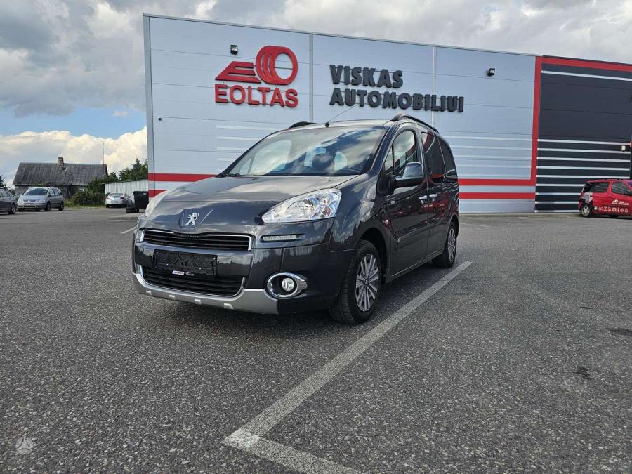 Pelēks Peugeot Partner 2015 Ukmergė, ar dzinēja tilpumu 1.56 L un nobraukumu 223 tūkst. km par 4700 €, foto 11 vietnē AUTOMOTO.COM.LV