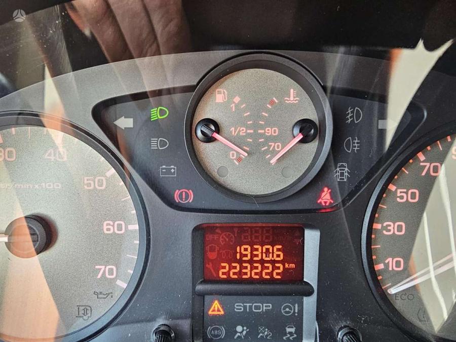 Pelēks Peugeot Partner 2015 Ukmergė, ar dzinēja tilpumu 1.56 L un nobraukumu 223 tūkst. km par 4700 €, foto 13 vietnē AUTOMOTO.COM.LV