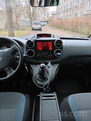 Grey Peugeot Partner 2015 in Riga, with an engine capacity of 1.60 L and mileage of 0 thousand km for 4500 €, photo  on AUTOMOTO.COM.LV