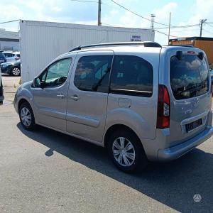 Pelēks Peugeot Partner 2016 Kauņa, ar dzinēja tilpumu 1.20 L un nobraukumu 235 tūkst. km par 3150 €, foto 5 vietnē AUTOMOTO.COM.LV