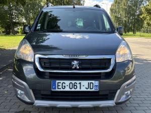 Pelēks Peugeot Partner 2016 Tauragė, ar dzinēja tilpumu 1.20 L un nobraukumu 140 tūkst. km par 4950 €, foto 3 vietnē AUTOMOTO.COM.LV