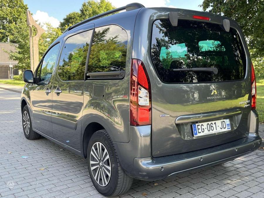 Pelēks Peugeot Partner 2016 Tauragė, ar dzinēja tilpumu 1.20 L un nobraukumu 140 tūkst. km par 4950 €, foto 9 vietnē AUTOMOTO.COM.LV