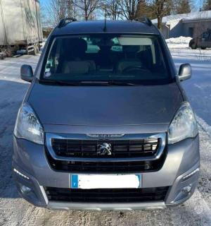 Grey Peugeot Partner 2017 in Taurage, with an engine capacity of 1.20 L and mileage of 91 thousand km for 5500 €, photo  on AUTOMOTO.COM.LV