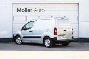 Pelēks Peugeot Partner 2017 Rīga, ar dzinēja tilpumu 1.60 L un nobraukumu 122 tūkst. km par 6950 €, foto 3 vietnē AUTOMOTO.COM.LV