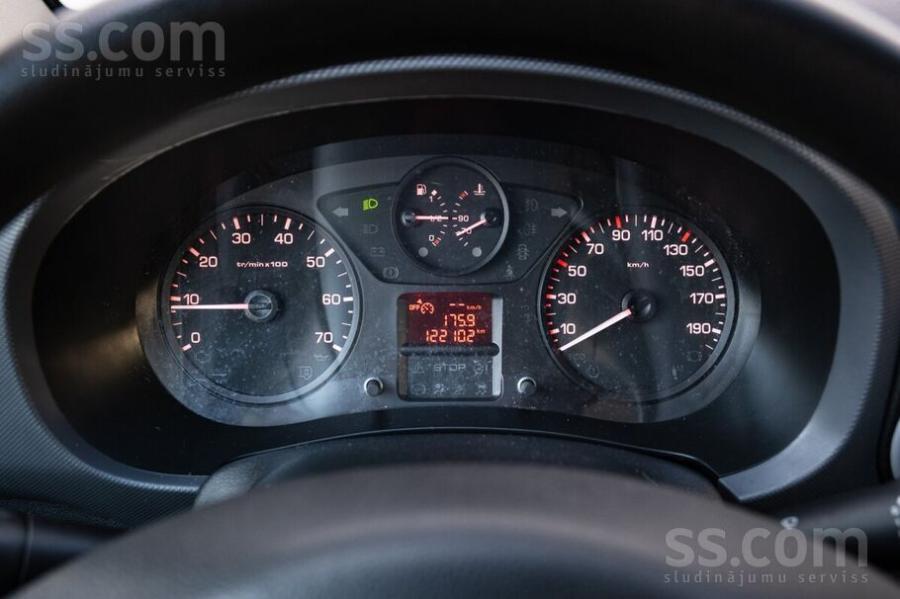 Pelēks Peugeot Partner 2017 Rīga, ar dzinēja tilpumu 1.60 L un nobraukumu 122 tūkst. km par 6950 €, foto 13 vietnē AUTOMOTO.COM.LV