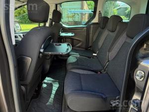 Grey Peugeot Partner 2017 in Jelgava, with an engine capacity of 1.60 L and mileage of 236 thousand km for 5500 €, photo 10 on AUTOMOTO.COM.LV