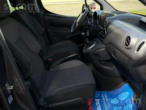 Grey Peugeot Partner 2017 in Jelgava, with an engine capacity of 1.60 L and mileage of 236 thousand km for 5500 €, photo 12 on AUTOMOTO.COM.LV
