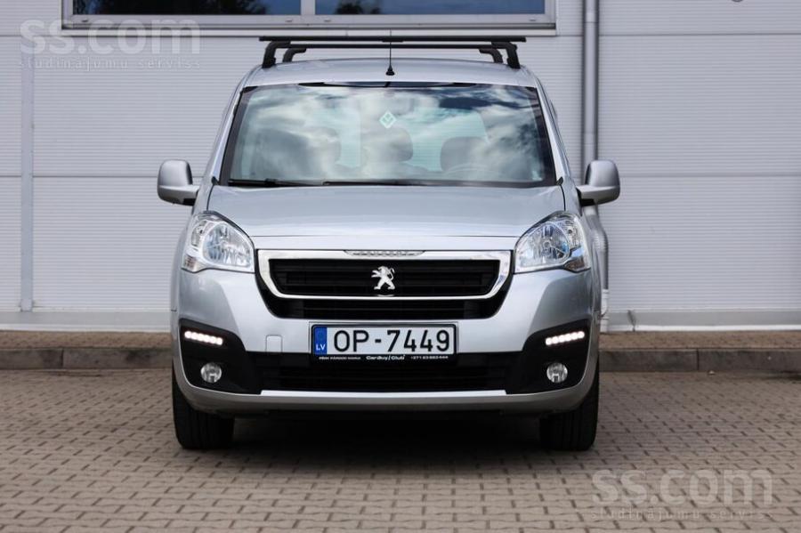 Pelēks Peugeot Partner 2018 Rīga, ar dzinēja tilpumu 1.60 L un nobraukumu 0 tūkst. km par 6495 €, foto 3 vietnē AUTOMOTO.COM.LV