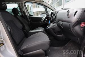 Pelēks Peugeot Partner 2018 Rīga, ar dzinēja tilpumu 1.60 L un nobraukumu 0 tūkst. km par 6495 €, foto 14 vietnē AUTOMOTO.COM.LV