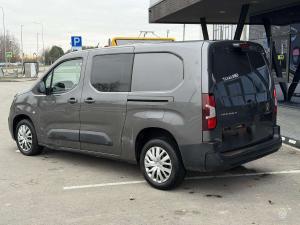 Grey Peugeot Partner 2019 in Kaunas, with an engine capacity of 1.50 L and mileage of 72 thousand km for 10800 €, photo 4 on AUTOMOTO.COM.LV