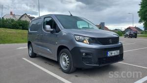 Grey Peugeot Partner 2019 in Aluksne, with an engine capacity of 1.50 L and mileage of 0 thousand km for 9300 €, photo 3 on AUTOMOTO.COM.LV