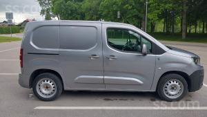 Grey Peugeot Partner 2019 in Aluksne, with an engine capacity of 1.50 L and mileage of 0 thousand km for 9300 €, photo 14 on AUTOMOTO.COM.LV