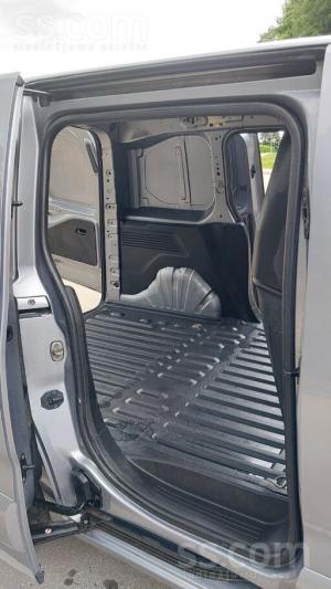 Grey Peugeot Partner 2019 in Aluksne, with an engine capacity of 1.50 L and mileage of 0 thousand km for 9300 €, photo 29 on AUTOMOTO.COM.LV