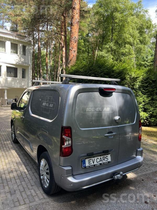Серый Пежо Partner 2019 в Рига, объемом двигателя 1.50 л и пробегом 68 тыс. км за 13500 €, фото 2 на AUTOMOTO.COM.LV