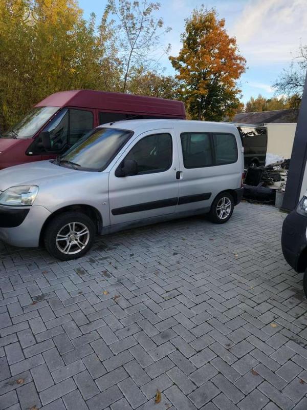 Серый Пежо Partner 2006 в Паневежис, объемом двигателя 1.56 л и пробегом 280 тыс. км за 870 €, фото 2 на AUTOMOTO.COM.LV