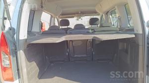 Pelēks Peugeot Partner 2012 Daugavpils, ar dzinēja tilpumu 1.60 L un nobraukumu 0 tūkst. km par 5000 €, foto 13 vietnē AUTOMOTO.COM.LV