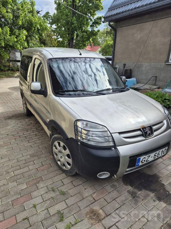 Grey Peugeot Partner 2007 in Cesis, with an engine capacity of 1.60 L and mileage of 225 thousand km for 800 €, photo 1 on AUTOMOTO.COM.LV