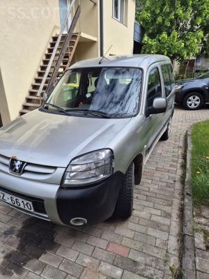 Pelēks Peugeot Partner 2007 Cēsis, ar dzinēja tilpumu 1.60 L un nobraukumu 225 tūkst. km par 800 €, foto 5 vietnē AUTOMOTO.COM.LV