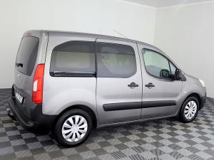 Pelēks Peugeot Partner 2009 Tallina, ar dzinēja tilpumu 1.60 L un nobraukumu 203 tūkst. km par 1699 €, foto 4 vietnē AUTOMOTO.COM.LV