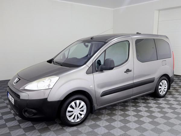 Grey Peugeot Partner 2009 in Tallinn, with an engine capacity of 1.60 L and mileage of 203 thousand km for 1699 €, photo 10 on AUTOMOTO.COM.LV