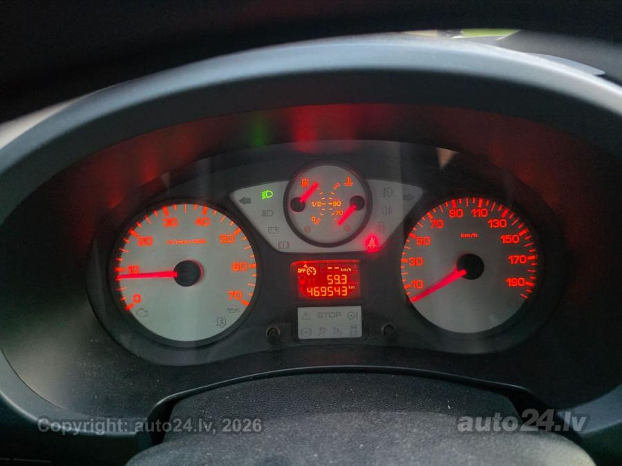 Pelēks Peugeot Partner 2010 Tallina, ar dzinēja tilpumu 1.60 L un nobraukumu 470 tūkst. km par 2900 €, foto 5 vietnē AUTOMOTO.COM.LV