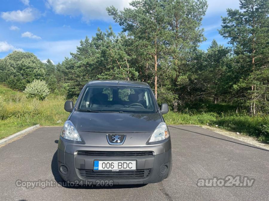 Grey Peugeot Partner 2010 in Tallinn, with an engine capacity of 1.60 L and mileage of 170 thousand km for 2350 €, photo 4 on AUTOMOTO.COM.LV