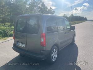 Grey Peugeot Partner 2010 in Tallinn, with an engine capacity of 1.60 L and mileage of 170 thousand km for 2350 €, photo 6 on AUTOMOTO.COM.LV