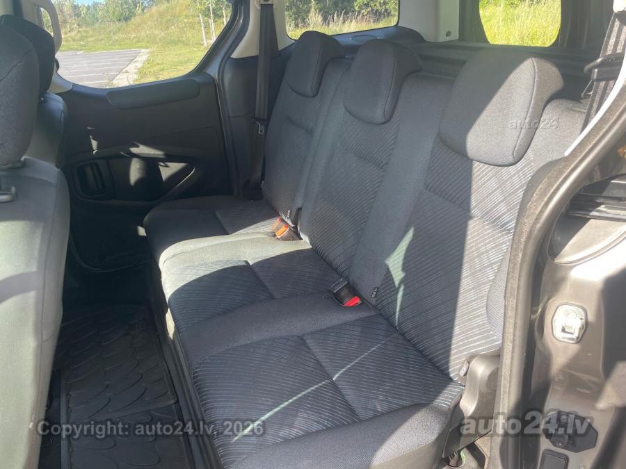 Grey Peugeot Partner 2010 in Tallinn, with an engine capacity of 1.60 L and mileage of 170 thousand km for 2350 €, photo 9 on AUTOMOTO.COM.LV