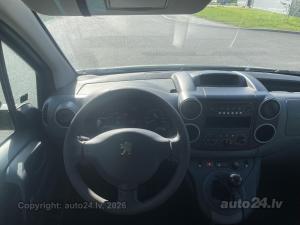 Grey Peugeot Partner 2010 in Tallinn, with an engine capacity of 1.60 L and mileage of 170 thousand km for 2350 €, photo 12 on AUTOMOTO.COM.LV