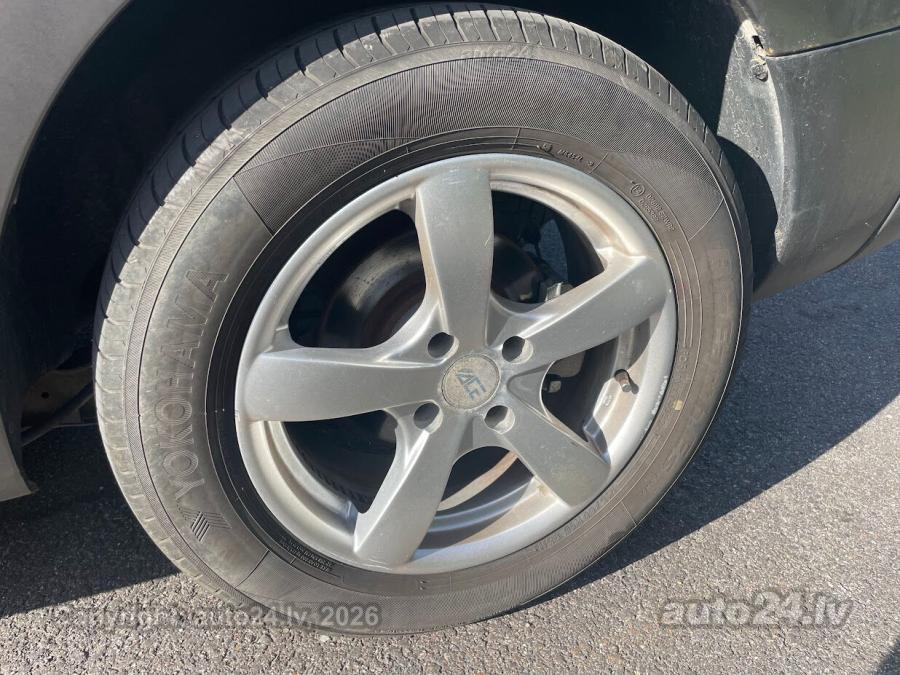 Grey Peugeot Partner 2010 in Tallinn, with an engine capacity of 1.60 L and mileage of 170 thousand km for 2350 €, photo 14 on AUTOMOTO.COM.LV