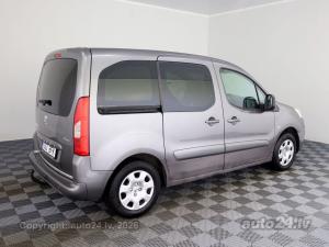 Pelēks Peugeot Partner 2011 Tallina, ar dzinēja tilpumu 1.60 L un nobraukumu 275 tūkst. km par 1699 €, foto 3 vietnē AUTOMOTO.COM.LV