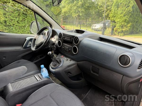 Серый Пежо Partner 2011 в Рига, объемом двигателя 1.60 л и пробегом 280 тыс. км за 1990 €, фото 3 на AUTOMOTO.COM.LV