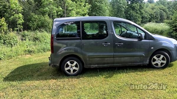 Grey Peugeot Partner 2014 in Tallinn, with an engine capacity of 1.60 L and mileage of 264 thousand km for 2800 €, photo 3 on AUTOMOTO.COM.LV